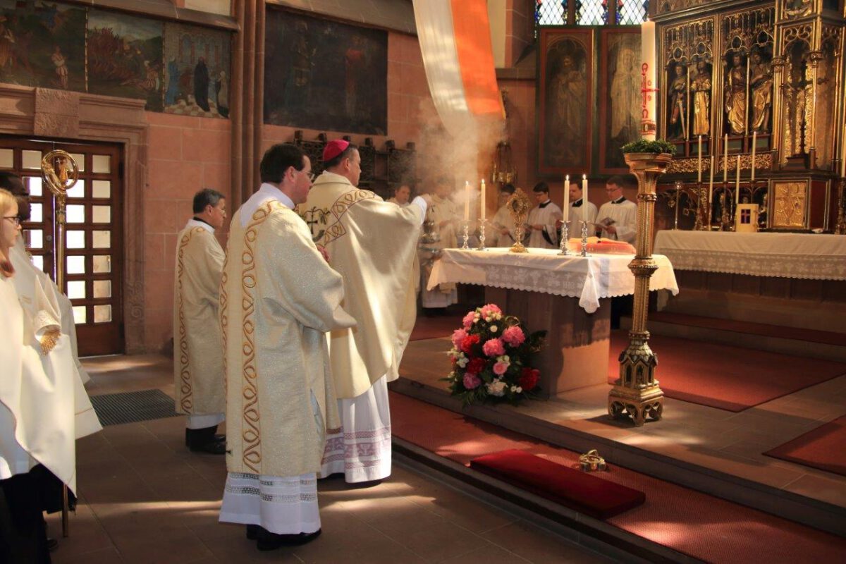 Hochmeister feiert Christi Himmelfahrt in Deutschorden - Deutscher Orden